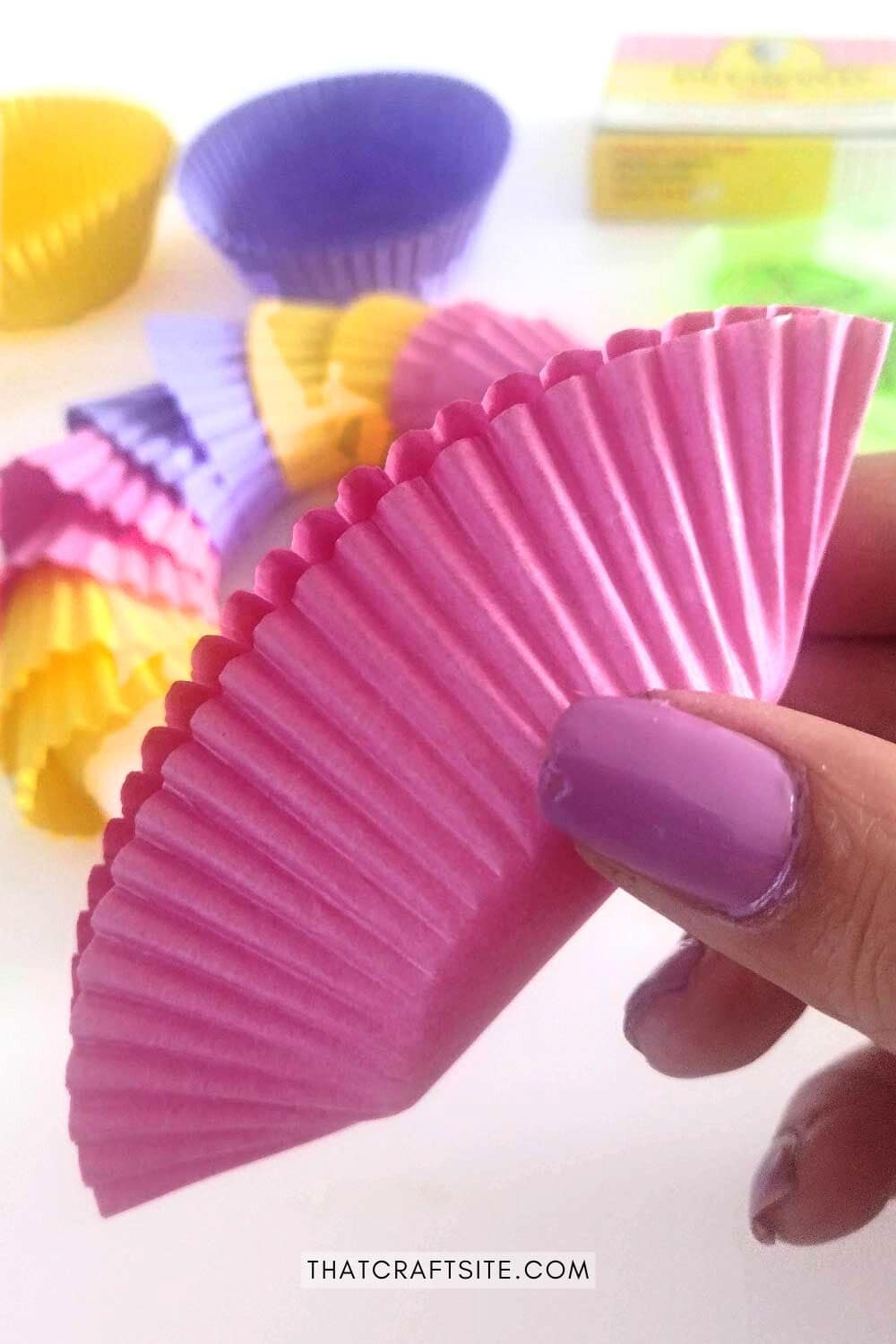 DIY Cupcake Liner Wreath Tutorial